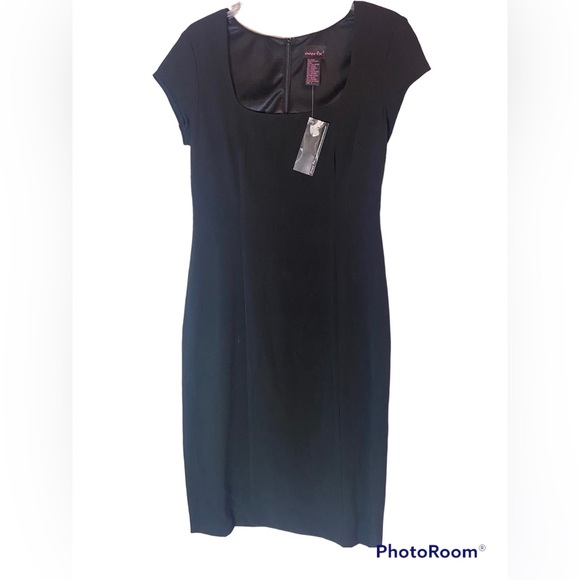 Shape FX | Dresses | Shape Fx Black Scoop Neck Short Sleeve Slimming ...